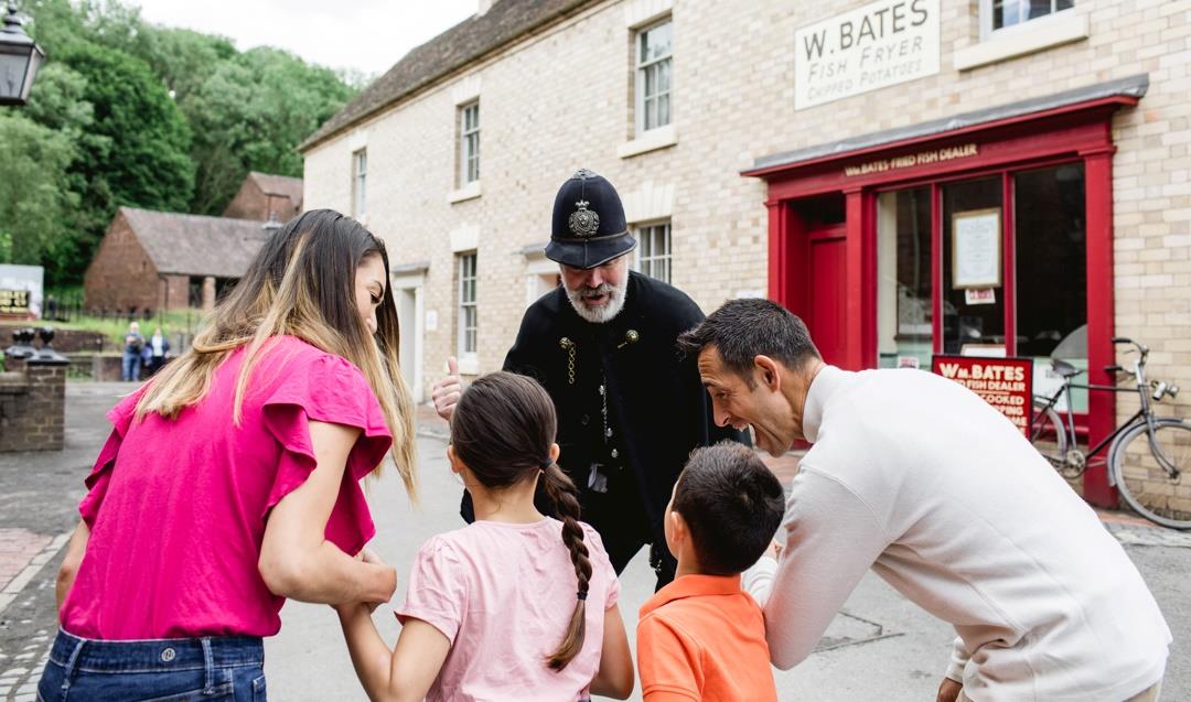 Ironbridge Gorge Museum Trust - Saxton Bampfylde - Global Executive ...
