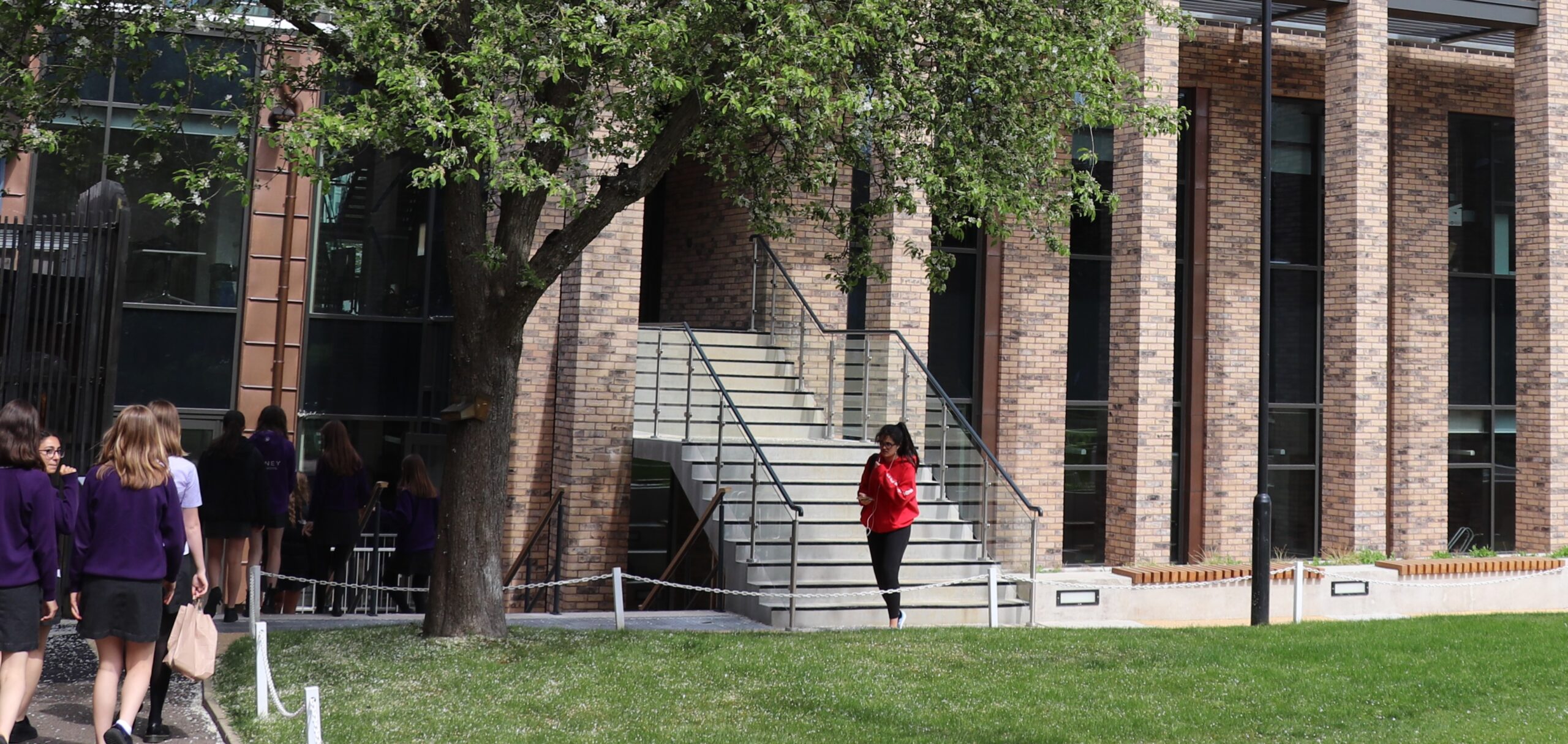 Putney High School, GDST - Saxton Bampfylde - Global Executive Search ...