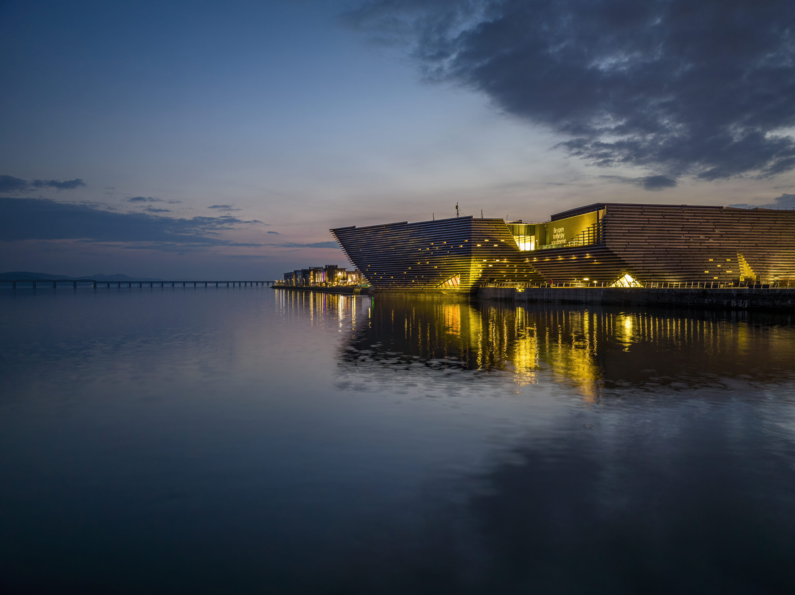V&A Dundee - Saxton Bampfylde - Global Executive Search & Leadership ...