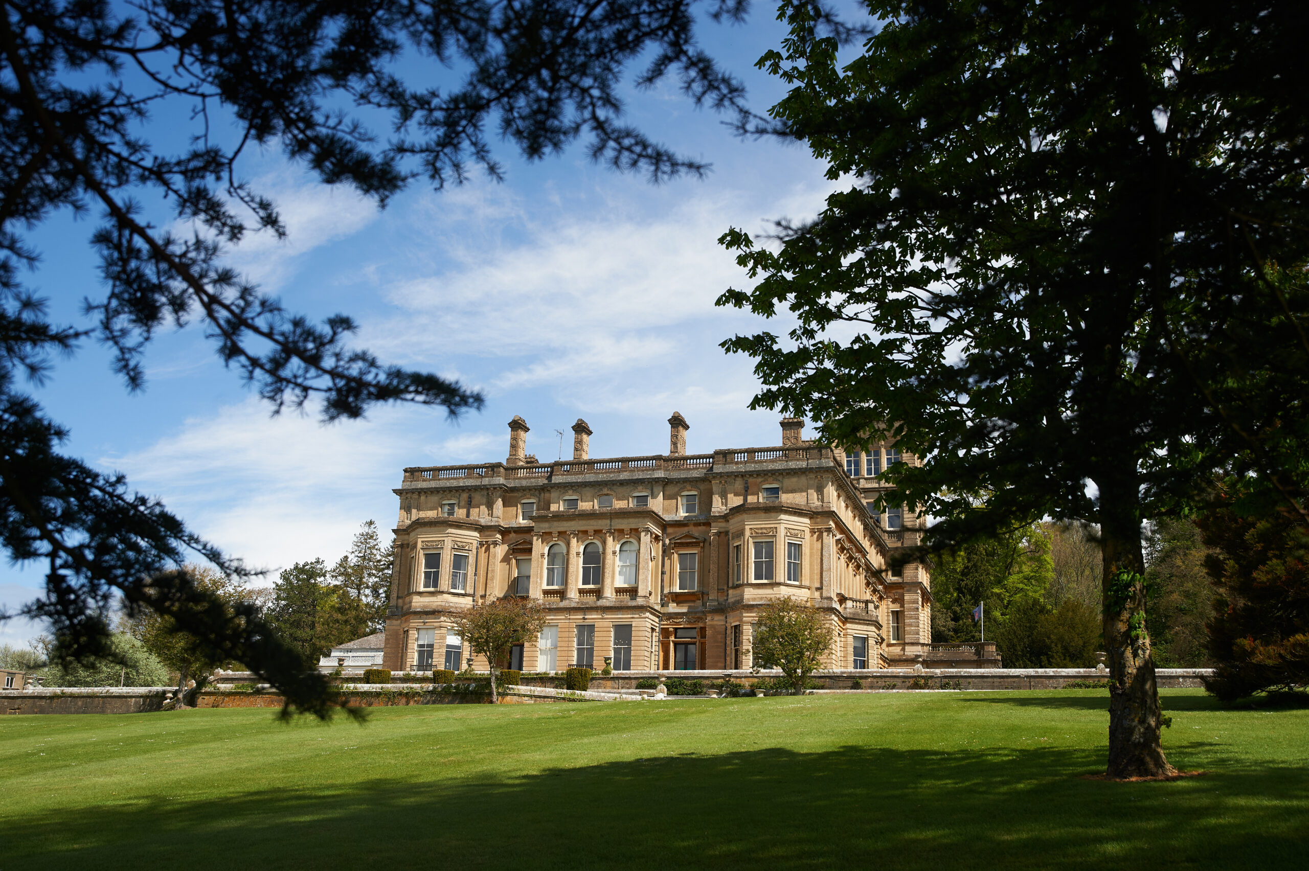 Rendcomb College - Saxton Bampfylde - Global Executive Search ...
