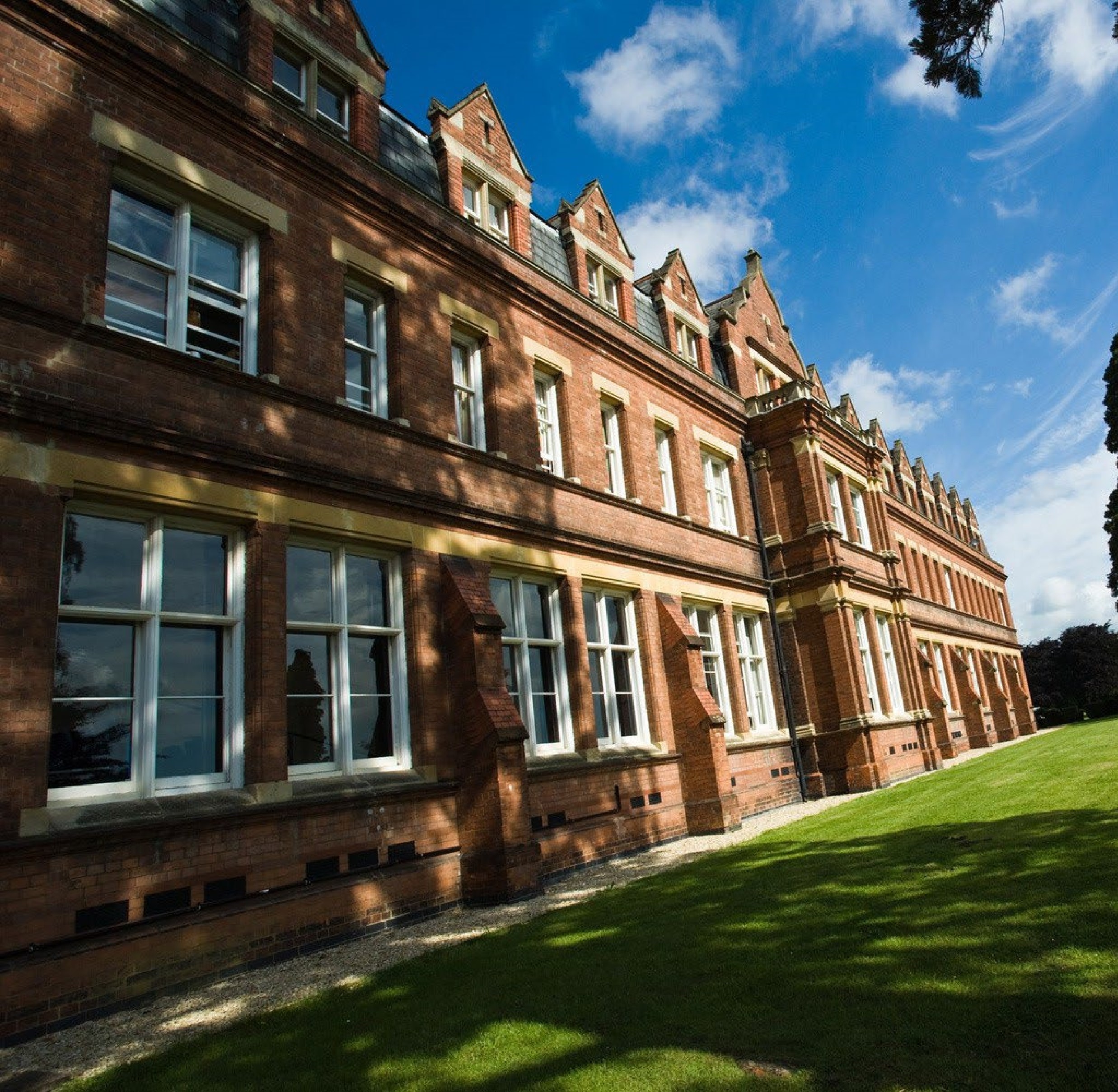 Dean Close - Saxton Bampfylde - Global Executive Search & Leadership ...